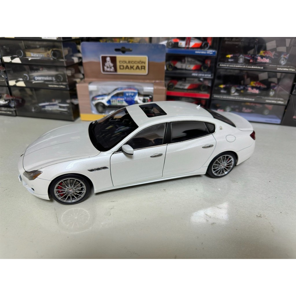 Autoart/ottoya Maserati President Maserati Quattroporte GTS Model ...