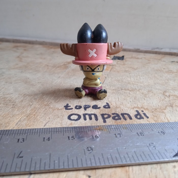 One piece chopper figure -RR45 | Shopee Malaysia
