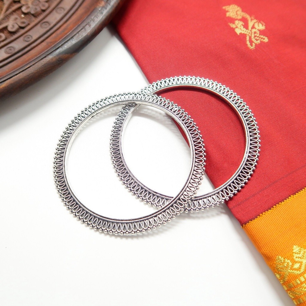 New Silver Spring Bead Bangles | Indian Bangles\Gelang Tangan | Artlah ...