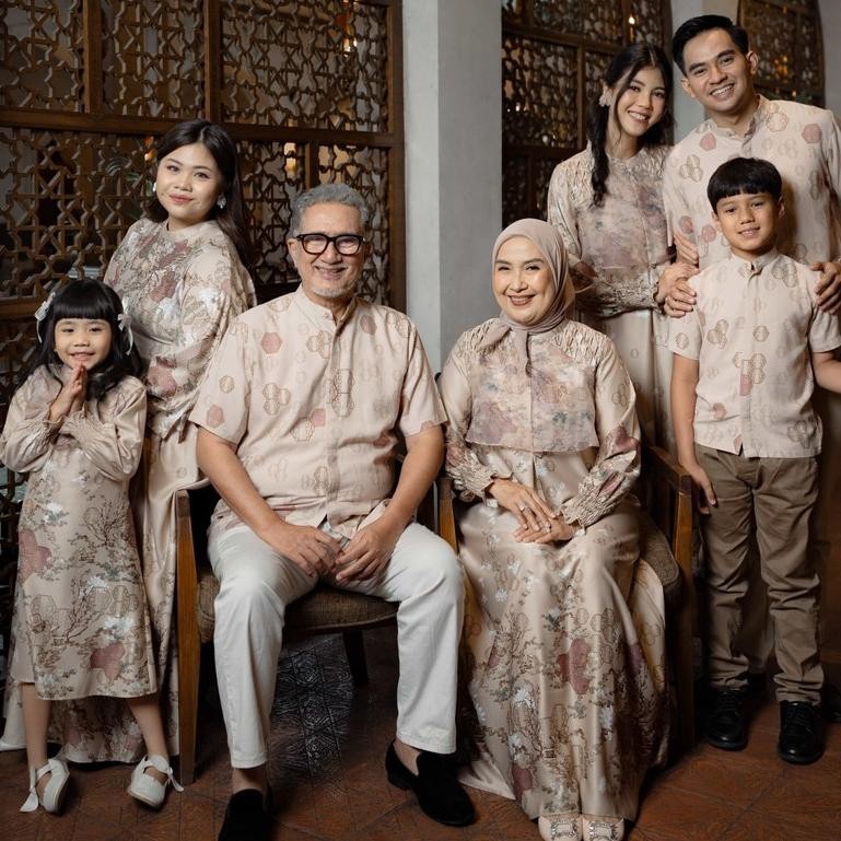 Mayoutfit Tea House Family Set Choco Series | Sarimbit Eid Muslim Raya ...