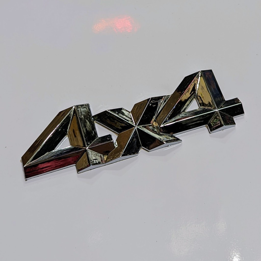 Universal Chrome 4x4 Car Logo Emblem | Shopee Malaysia