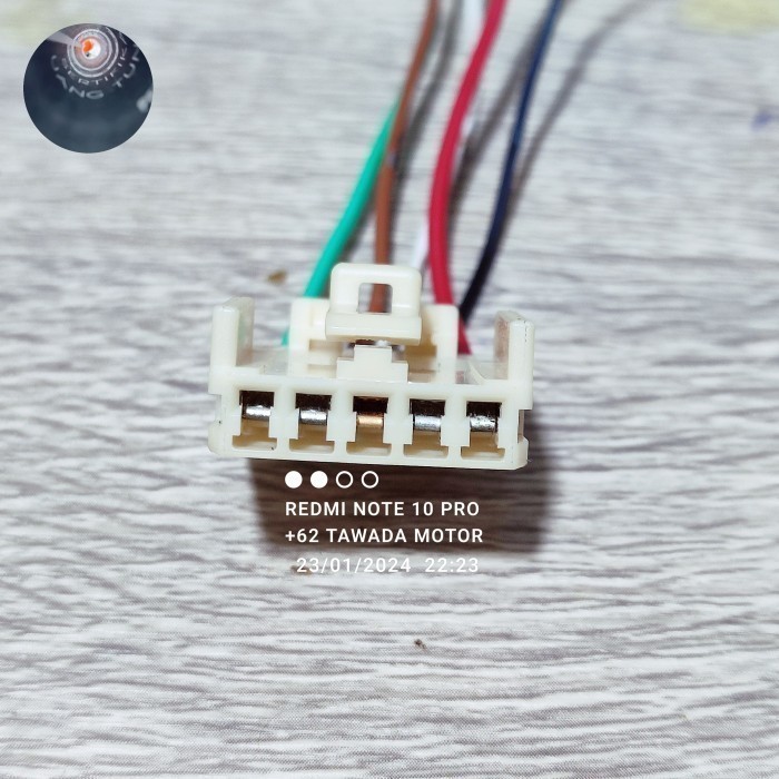 TOYOTA KIJANG CAPSULE LGX 5pin POWER WINDOW SWITCH SOCKET | Shopee Malaysia