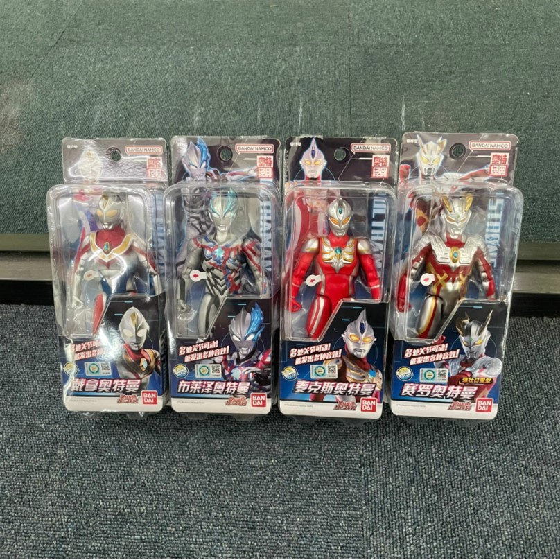 Bandai BANDAI 17.5cm Super Movable Voice Blazer Dina Max Siro ...