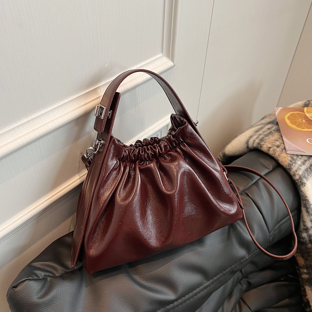 2025 New Style Handbag Bag Cloud Pleated Bag Classy One-Shoulder ...