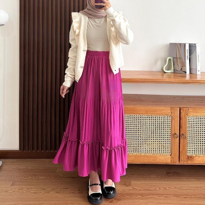 Hyget Nirma Ruffle Plisket Rufle Skirt for Women Korean Style Bottoms ...