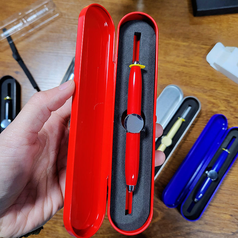Finger Spinner Rotating Pen Metal Fingertip Spinner Pen Luminous ...