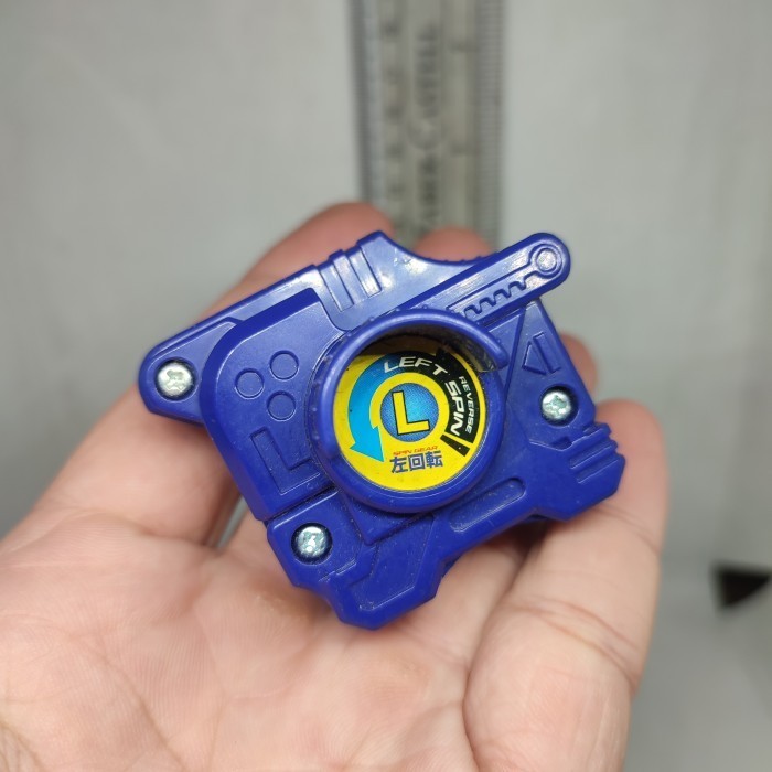 Beyblade First Generation Bakuten Shoot Left Spin Launcher Blue Takara ...