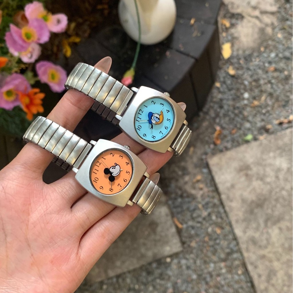 Medieval Classic Couple Fashionable Cute Donald Duck Mickey Mouse ...