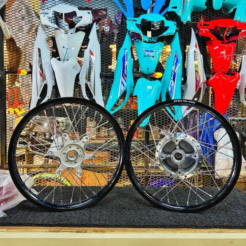 SET RIM ALLOY RS150 / RSX 17 x 1.60 DEPAN BELAKANG MCM DALAM GAMBAR ...
