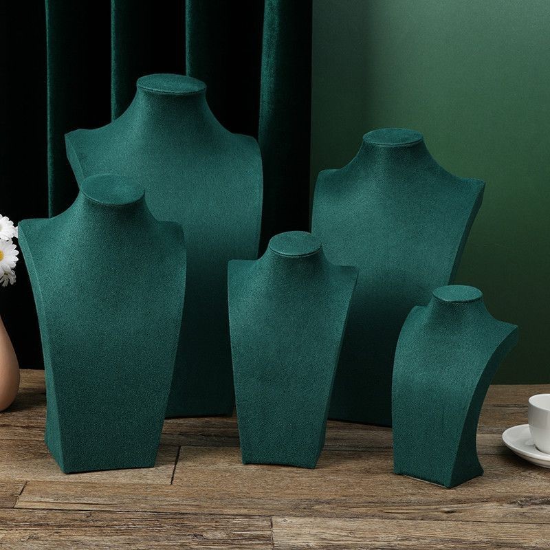 High-end Portrait Model Shelf Jewelry Display Props Jewelry Necklace ...