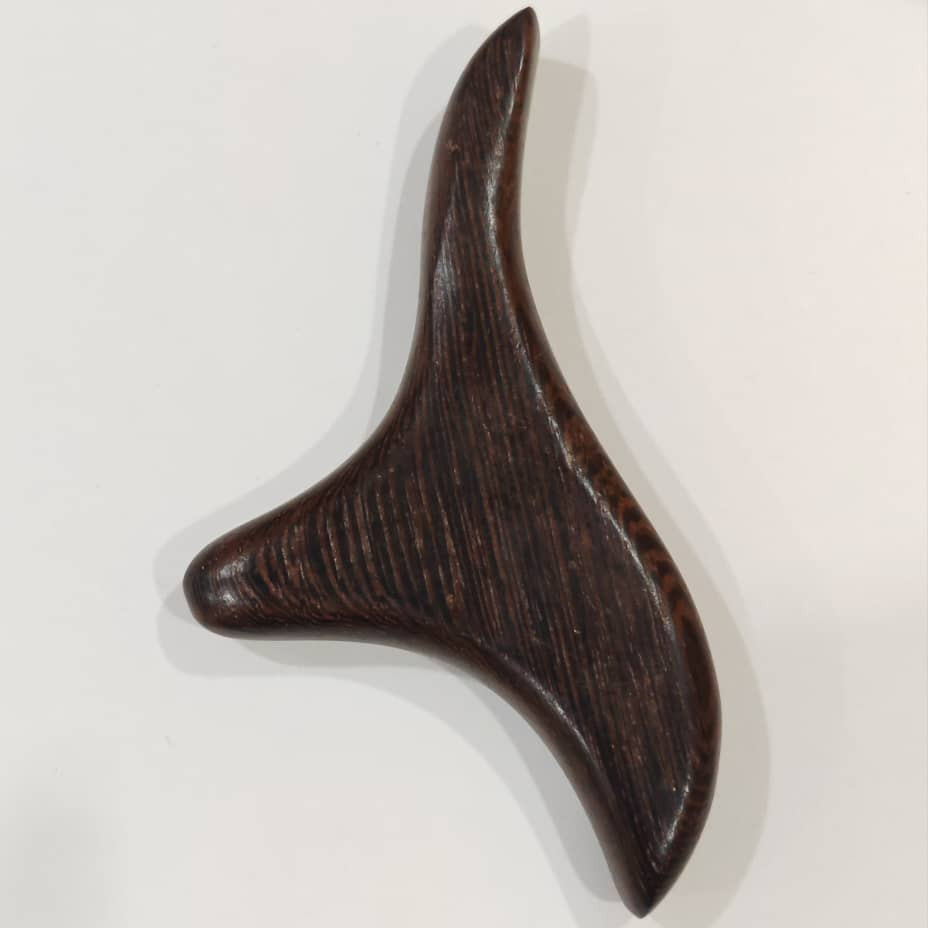 Natural Wood Massage / Alat Kayu Urut Badan(15cm) 大号款长鸡翅木原色三角按摩器(15cm ...