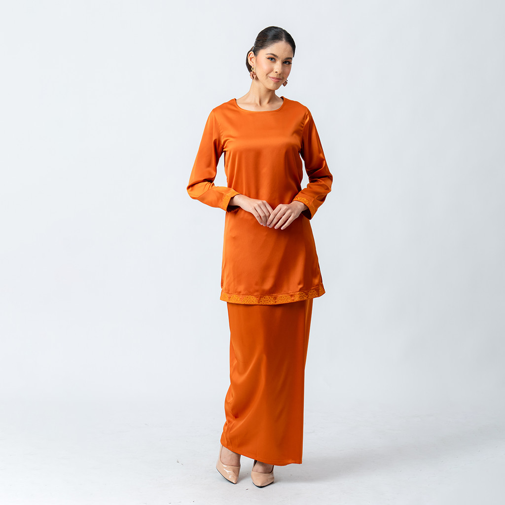 [RAYA 2025 | SEDONDON SERIES] DAPPER | Orange Slim Fit Baju Kurung ...