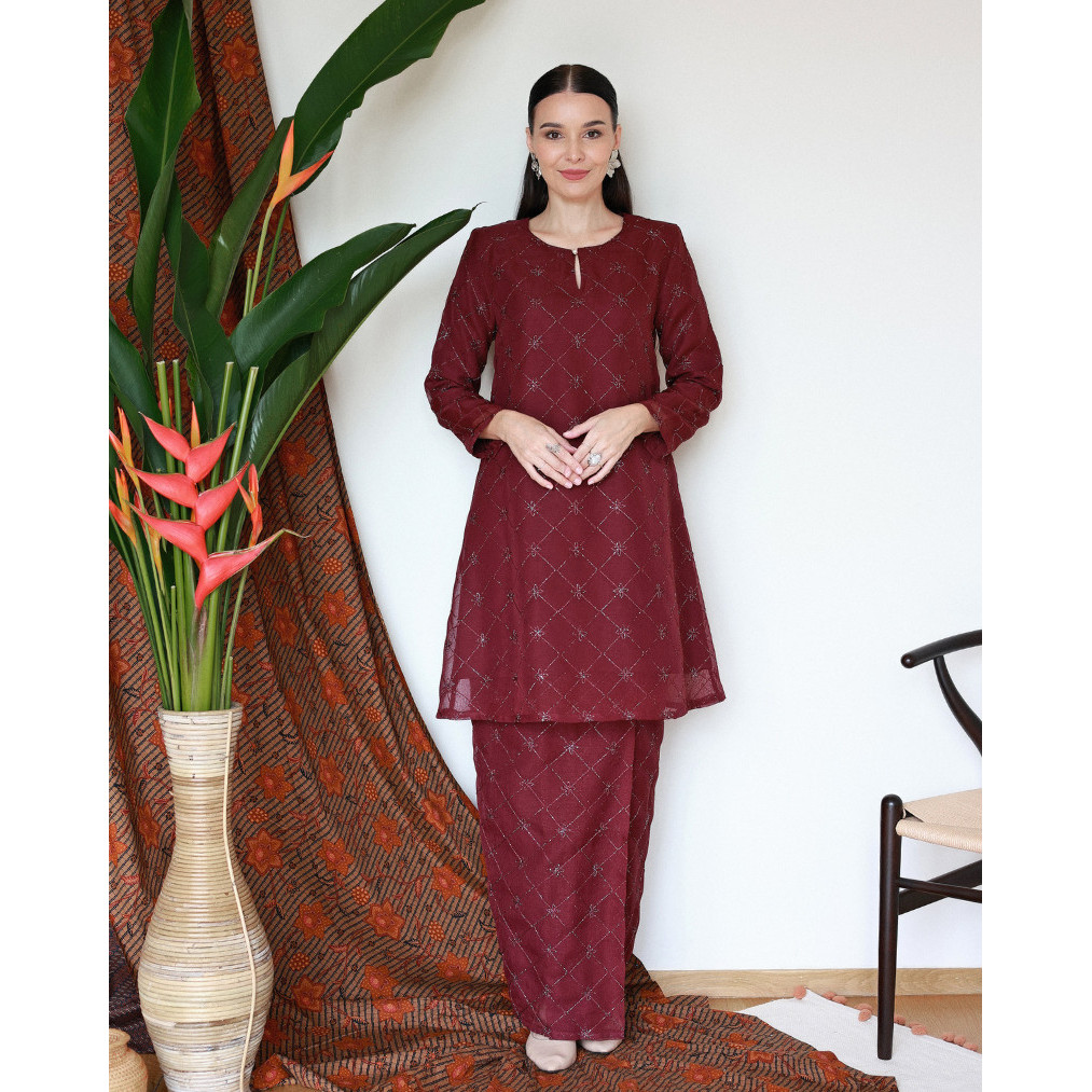 Kurung Riau Klasik Linen Burgundy | Shopee Malaysia