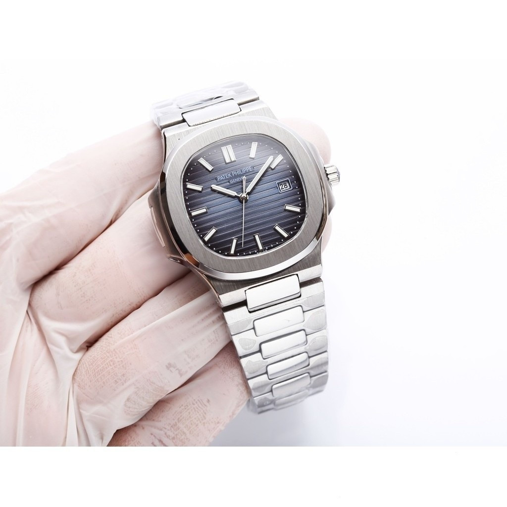 YY4 42MM Deep Charming Blue Dial Calendar，Patek Philippe Nautilus ...