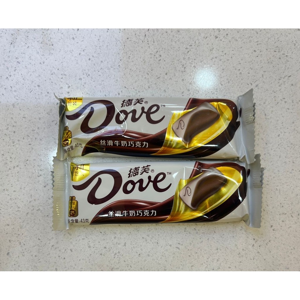 READY STOCK Dove 德芙 Black Chocolate / White Chocolate / Chocolate Milk / Chocolate Peanut 96g ...