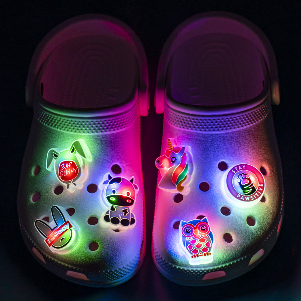 Cartoon jibits Anime Butterfly Jibitz croc Glow in The Dark Pokemon ...