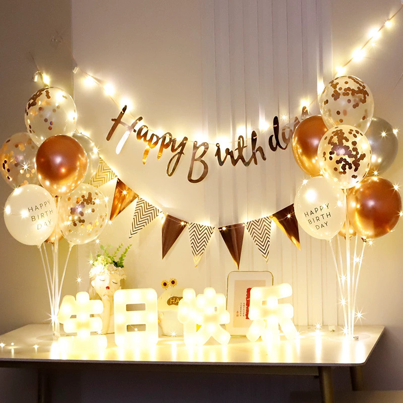 Selamat ulang tahun, aksesori belon merah bersih, dinding latar ...