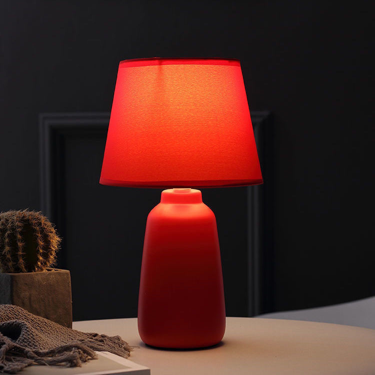 Nordic Red Table Lamp Aesthetic Girl Romantic Bedside Lampu Creative ...