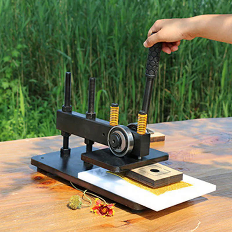 Cantilever Type Manual Die Cutting Machine Leather Cutting Machine ...