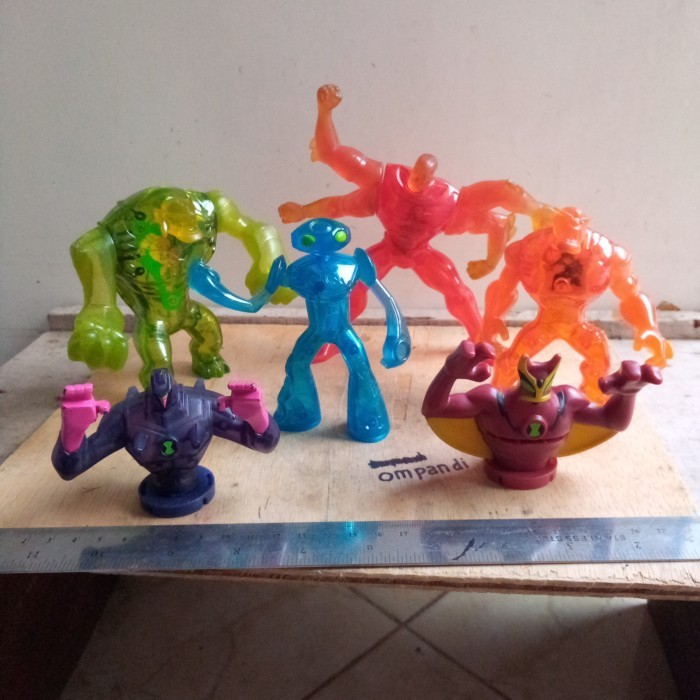 Fn 6 pcs Ben 10 McDonald's toys | Shopee Malaysia