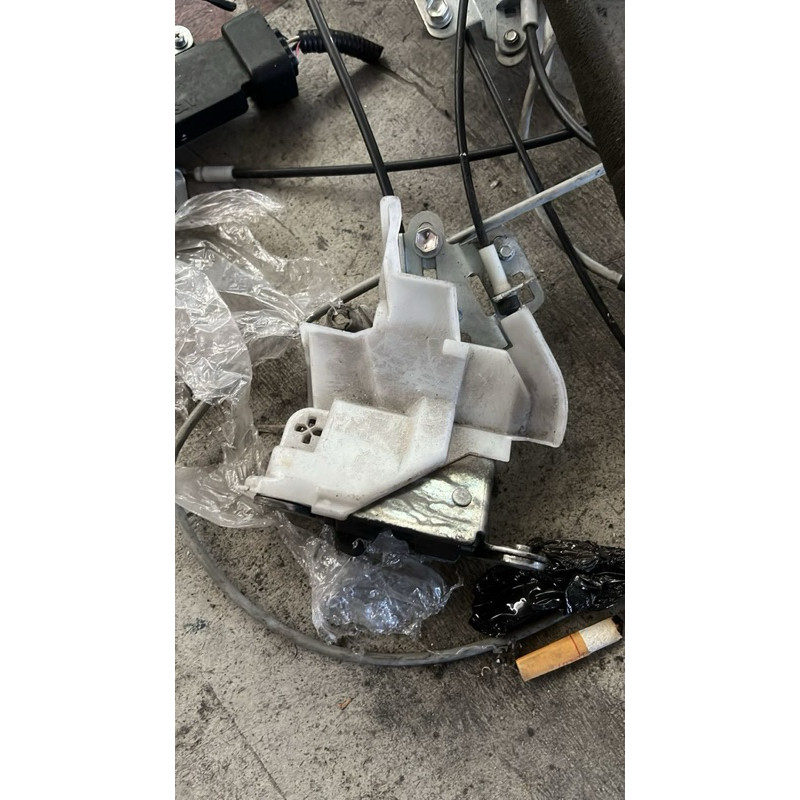 Toyota Estima ACR50 GSR50 Rear Sliding Door Lock imported used from ...