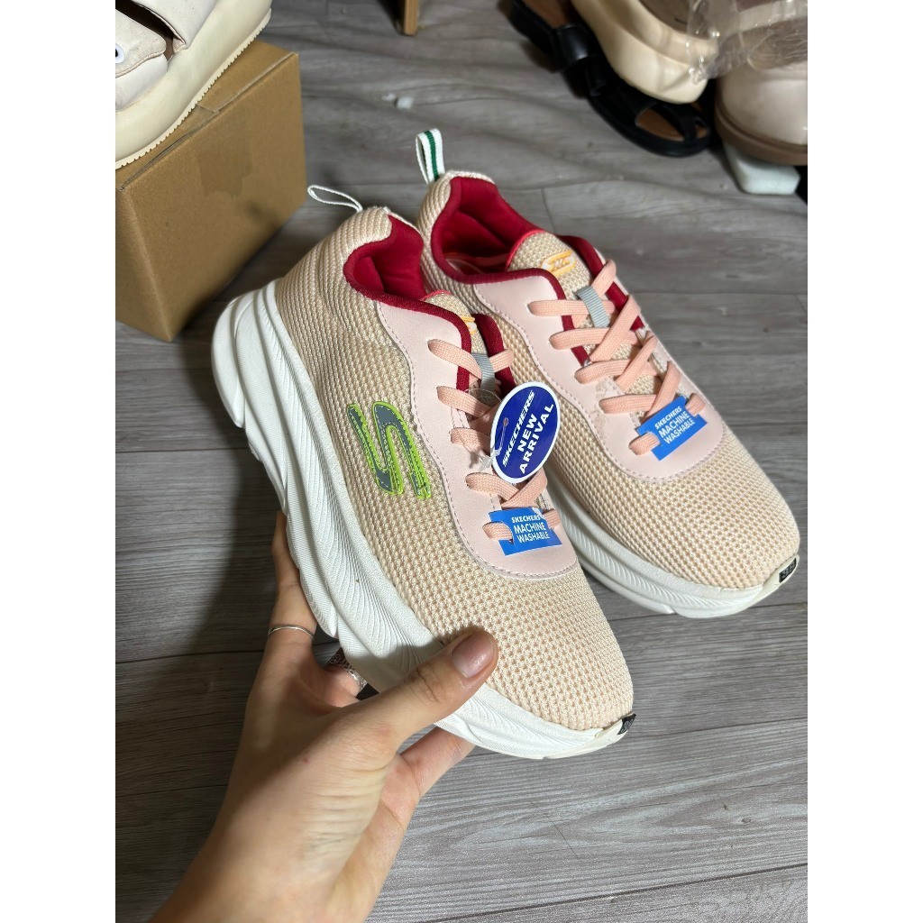 Original Price Exported Pink SKETCHER Running Shoes For Non-Peeling ...