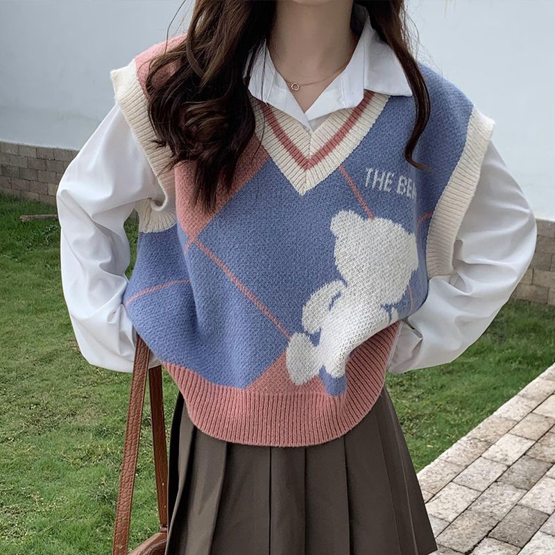 V-neck teddy bear knitted vest set, fresh and fresh | Shopee Malaysia