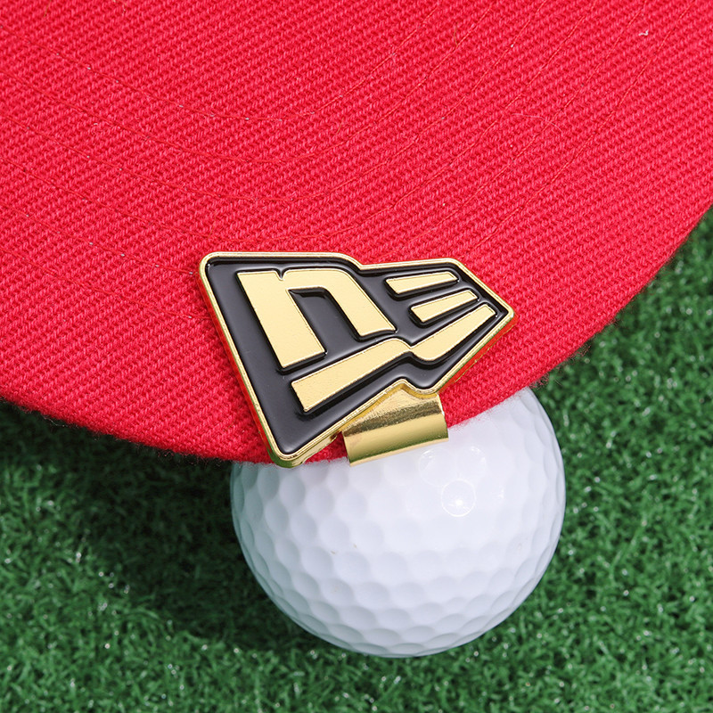 Cartoon Metal Hat Pins Hat Clip Brooch Badges Pins Backpacks Hats ...