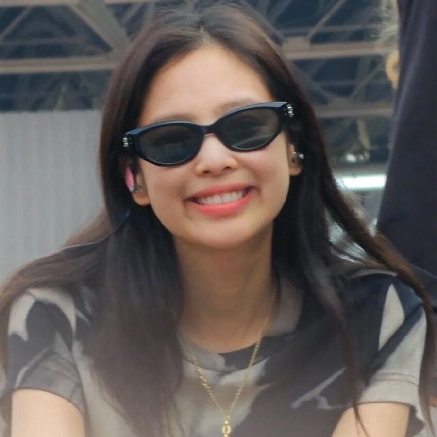 Jennie jennie jennie gm Sunglasses roco Star Hot Girl Cat Eye Retro ...