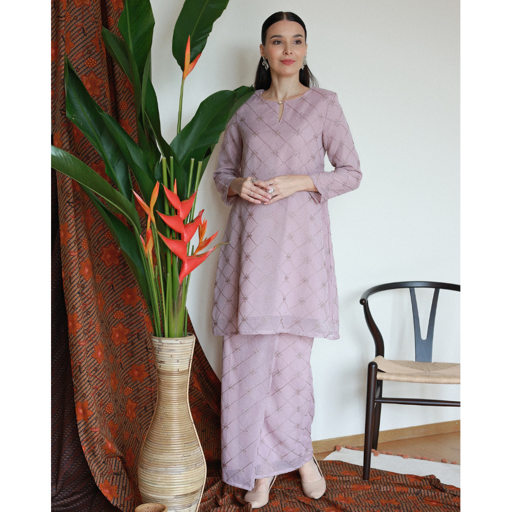Kurung Riau Klasik Linen Dusty Pink | Shopee Malaysia