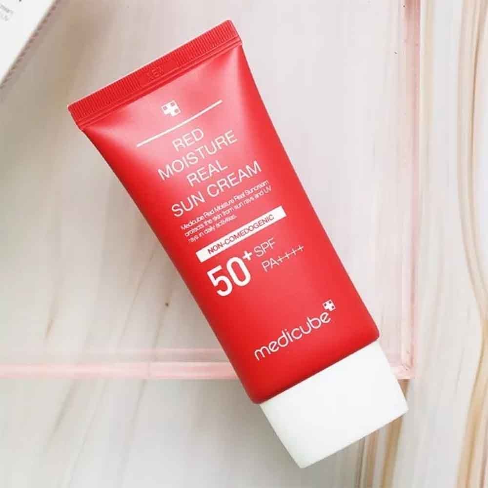 Medicube Red Moisturizing Sunscreen 50ml | Shopee Malaysia