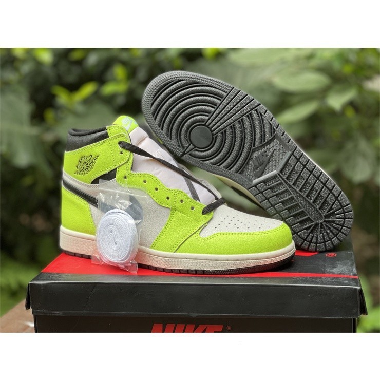 cheap Air Jordan 1 Retro High OG Volt "visionary" 555088-702 Sneakers ...