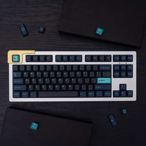 keycaps keycap anime keycap Bald Dark Hammer Shark Keycap 173 Keys Two ...