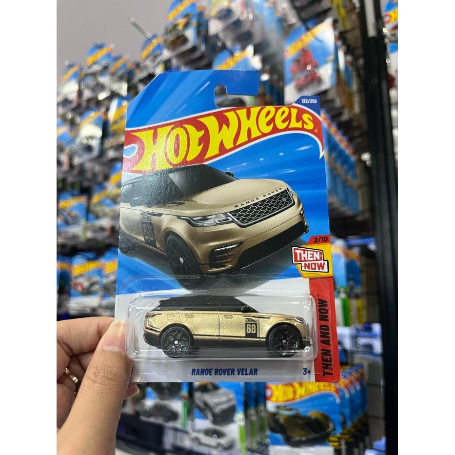 Hot Wheels Range Rover Velar Gold Lot E 2025 Hotwheels | Shopee Malaysia
