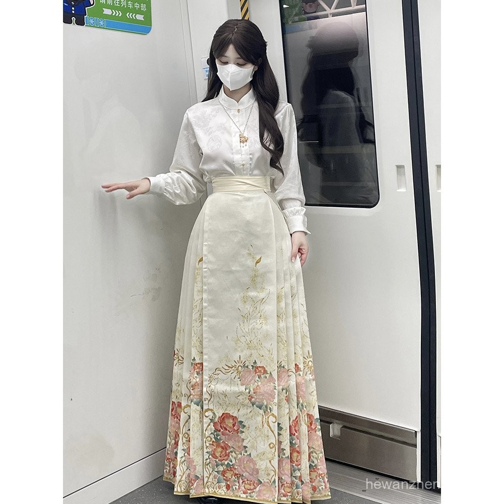 Skirt Muka Kuda Mabuk Jed Putih Asli untuk Wanita Kecil Molek, Skirt ...