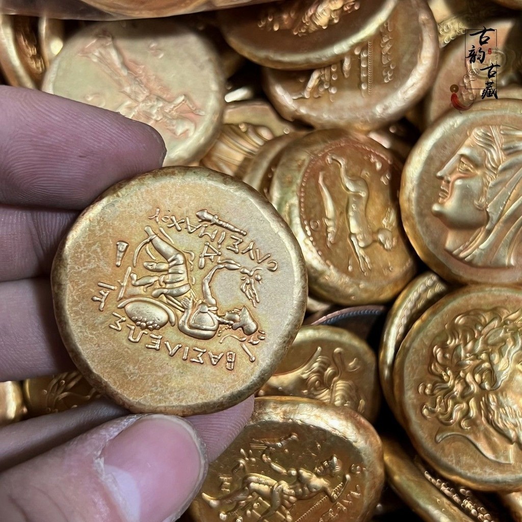 Foreign old gold coins, antique collections, antique copper Foreign old ...