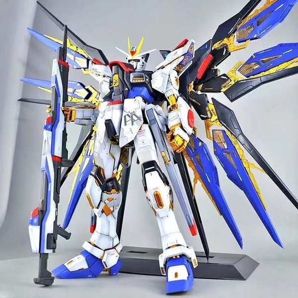 carrom striker mighty strike freedom hg mighty strike freedom Bandai ...