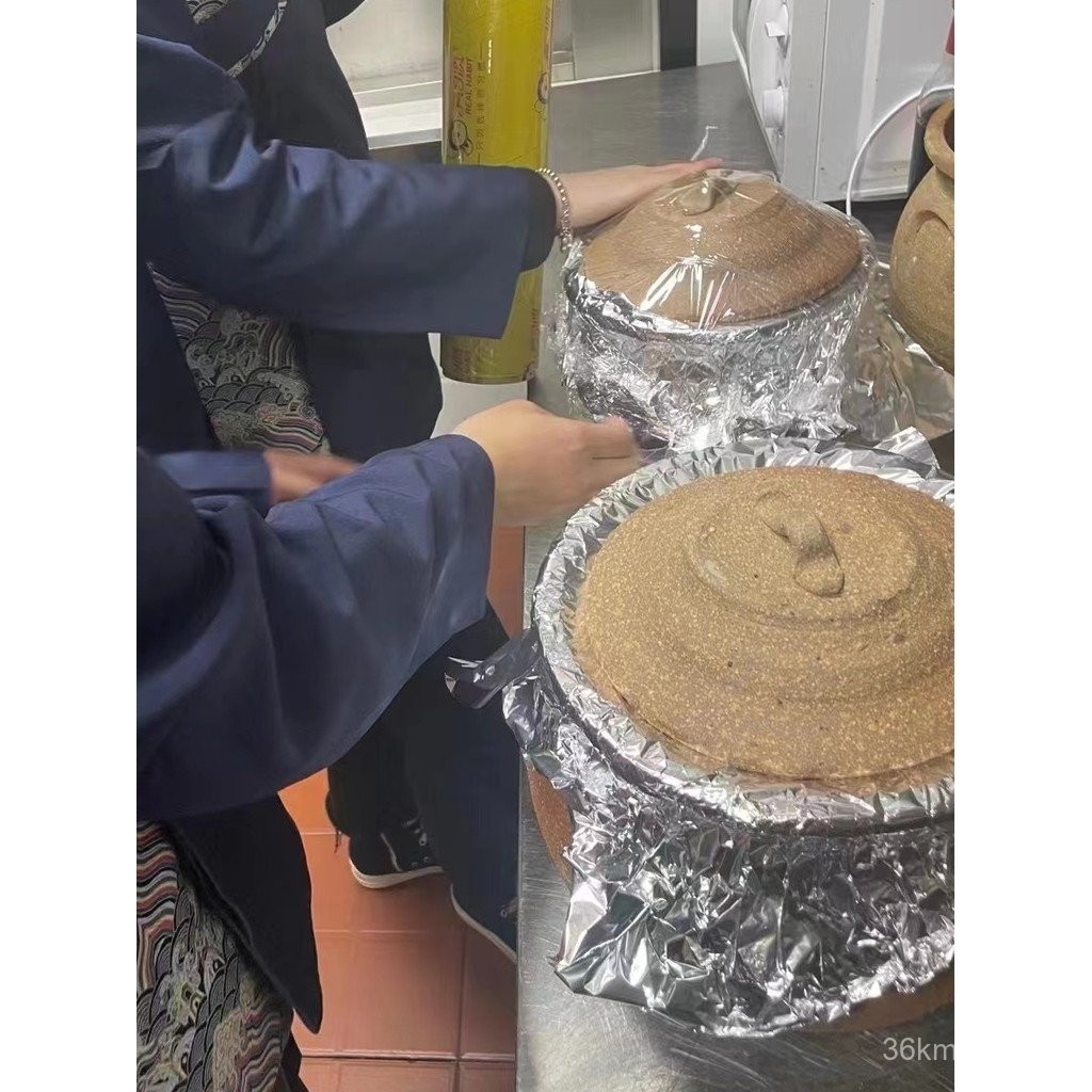 Periuk Tanah Liat Kecil Makanan Khas Pek Kerajang Timah Ayam Pengemis ...