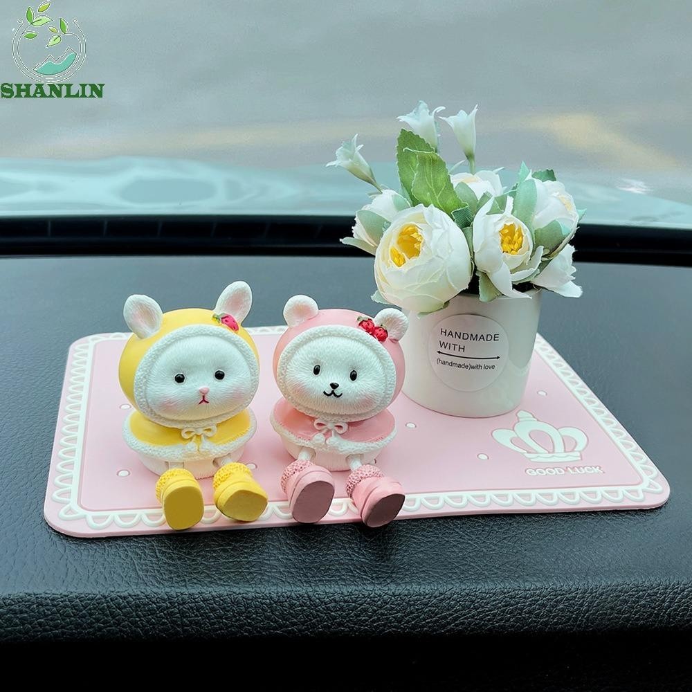 SHANLIN Car Anti Slip Mat, Temperature Resistance Crown Car Dashboard ...