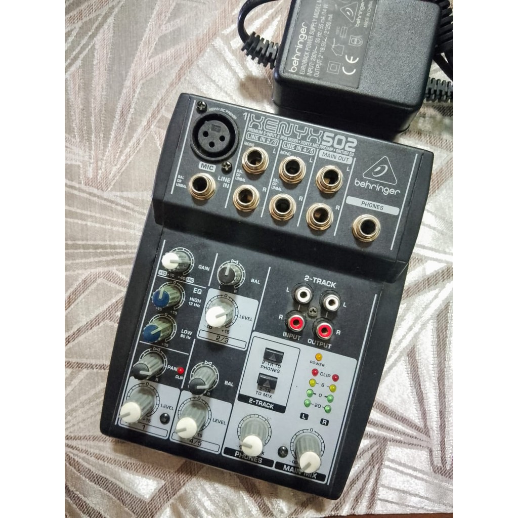 *USED!!!* Behringer The ultra-compact XENYX 502 mixer’s 5 Inputs (1 mic ...