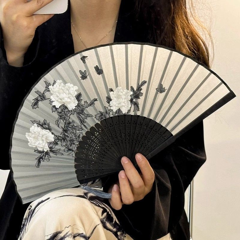 Classical Dance Fans Portable Chinese Style Hand Fan Portable Foldable ...
