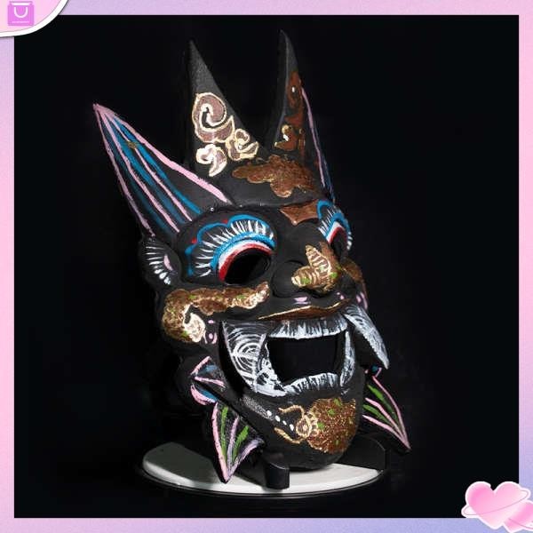 hantu topeng Topeng tradisional boneka adalah versi resin ketepatan ...