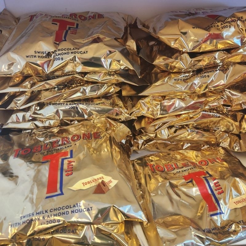 Toblerone Tiny White Toblerone Tiny Gold 200gm 25pcs | Shopee Malaysia