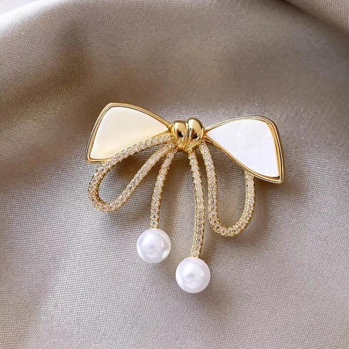 High-end Bow Pearl Brooch Female Brooch Flashing Diamond Accessories ...