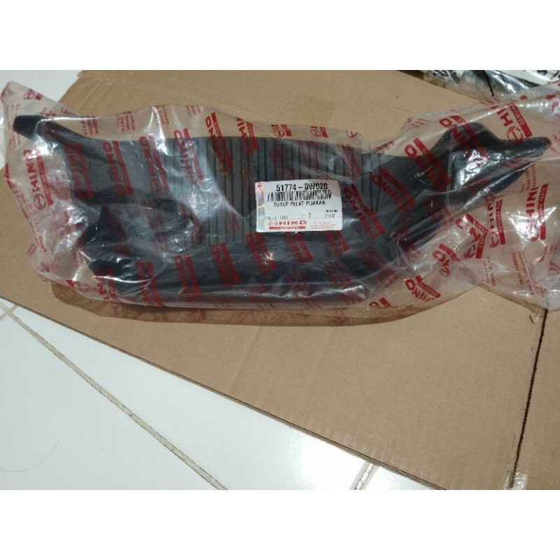 Step On/Close The Foot Footsteps Plate/boot step Dutro original Hino ...