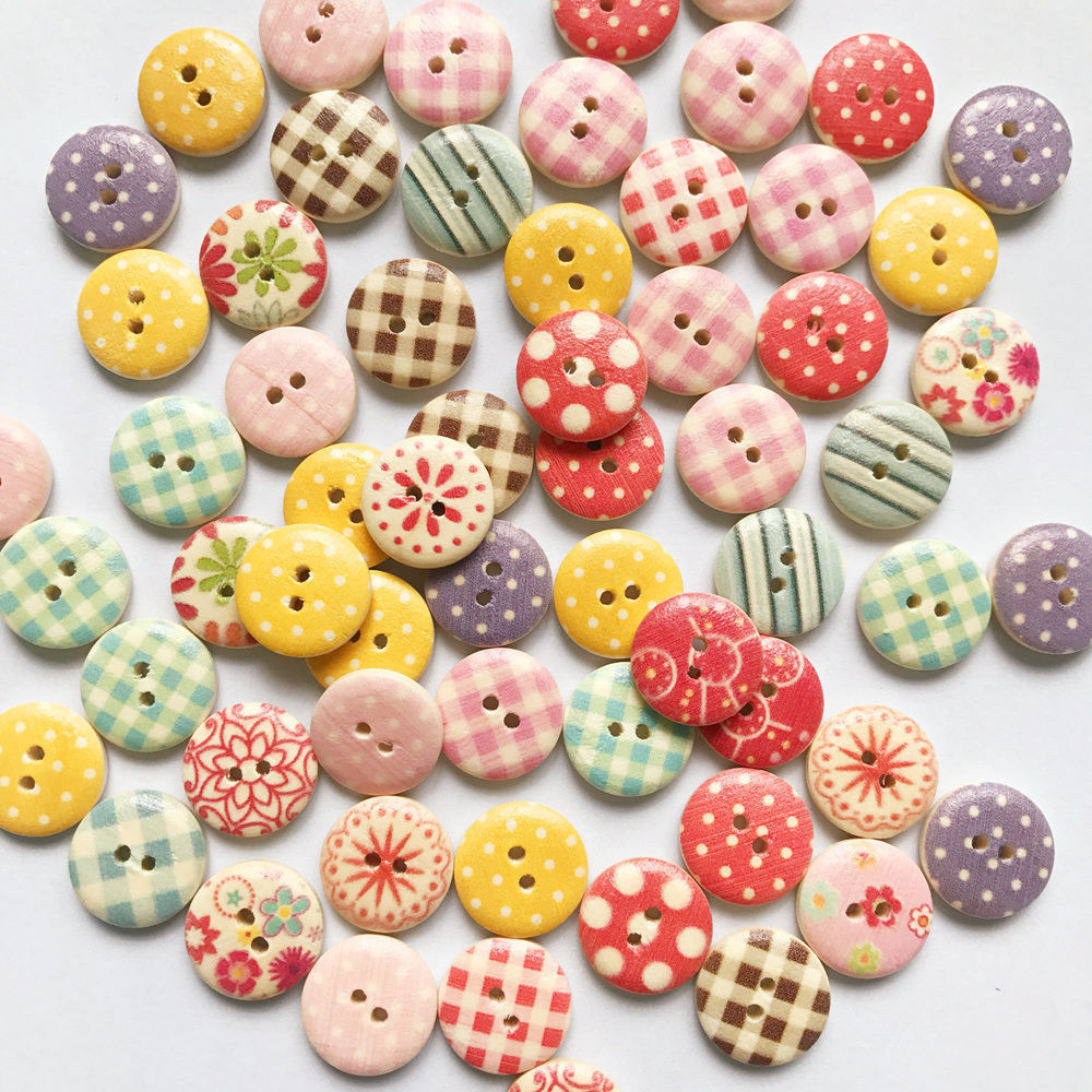 Button 15mm Wooden 2-Hole Flat Bottom Button Classic Spot Painted Wood ...