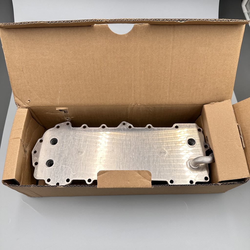 Engine Oil Cooler Assembly LR010728 Fit For RANGE ROVER IV L405 RANGE ...