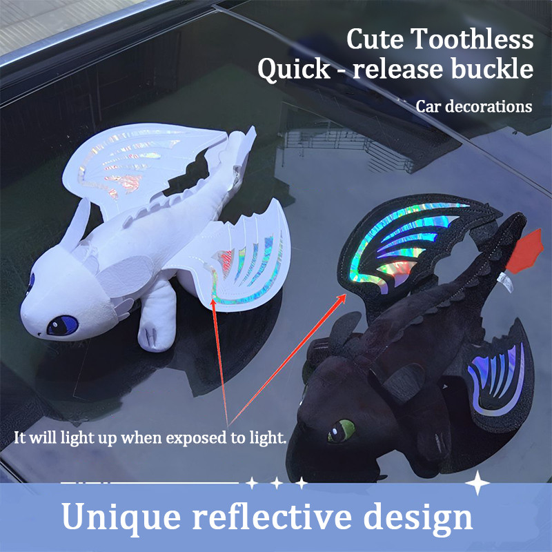 The cool Toothless the little dragon has flexible wings that can "fly ...