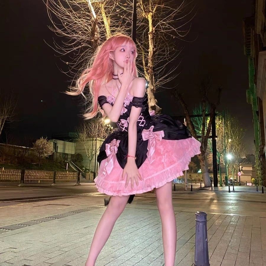 Lolita Dreamland Rose Black Pink Sweet Cool Lolita Running Princess ...