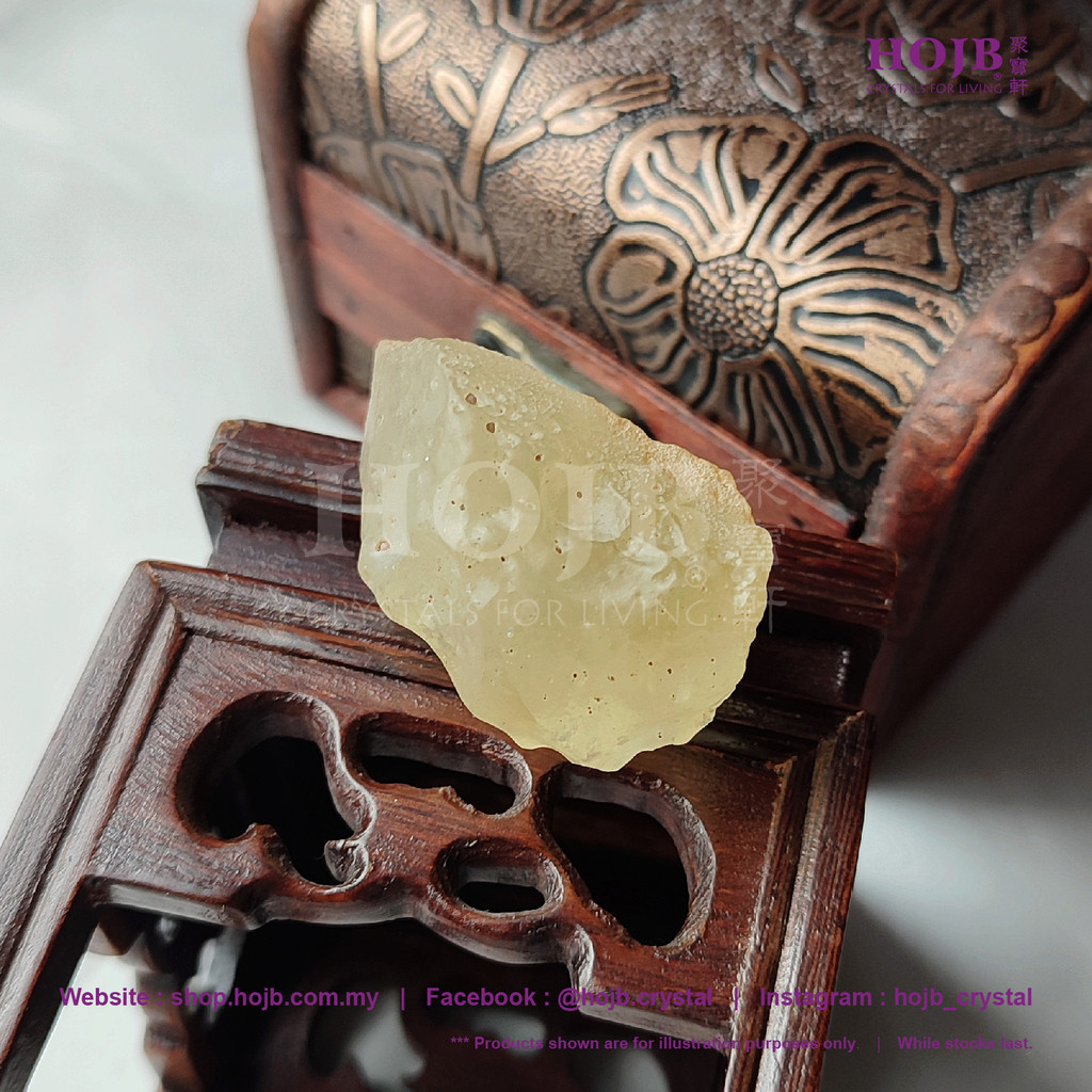 HOJB Authentic Golden Libyan Desert Tektite Stone Collection Ornament ...